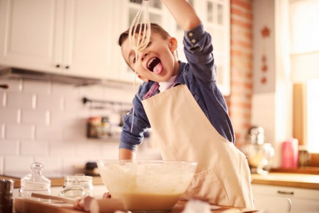 7 Fun and Effective Tips for Cooking with Toddlers | Mommy Evolution
