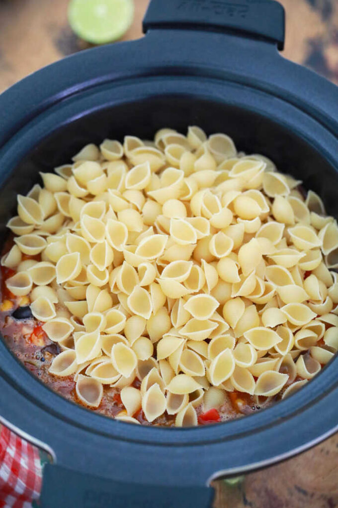 Slow Cooker Taco Pasta - Mommy Evolution