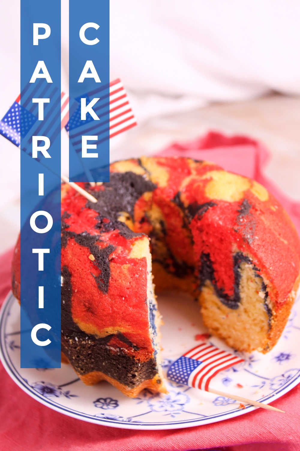 4th of July Bundt Cake - Mommy Evolution