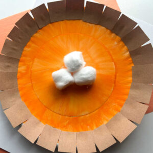 Paper Plate Pumpkin Pie Craft - Mommy Evolution