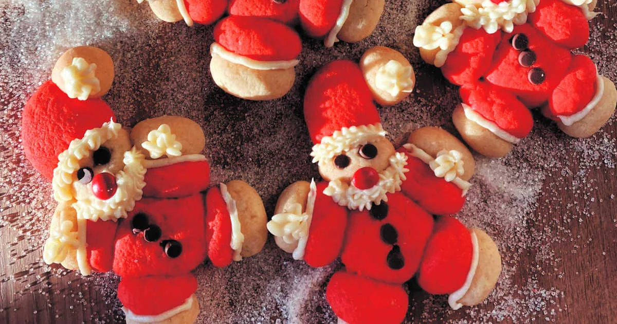 Festive Santa Cookies - Mommy Evolution