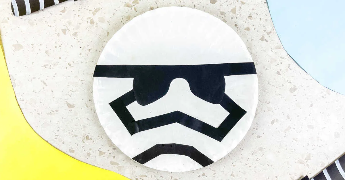 Paper Plate Star Wars Stormtrooper Craft {Template Included}